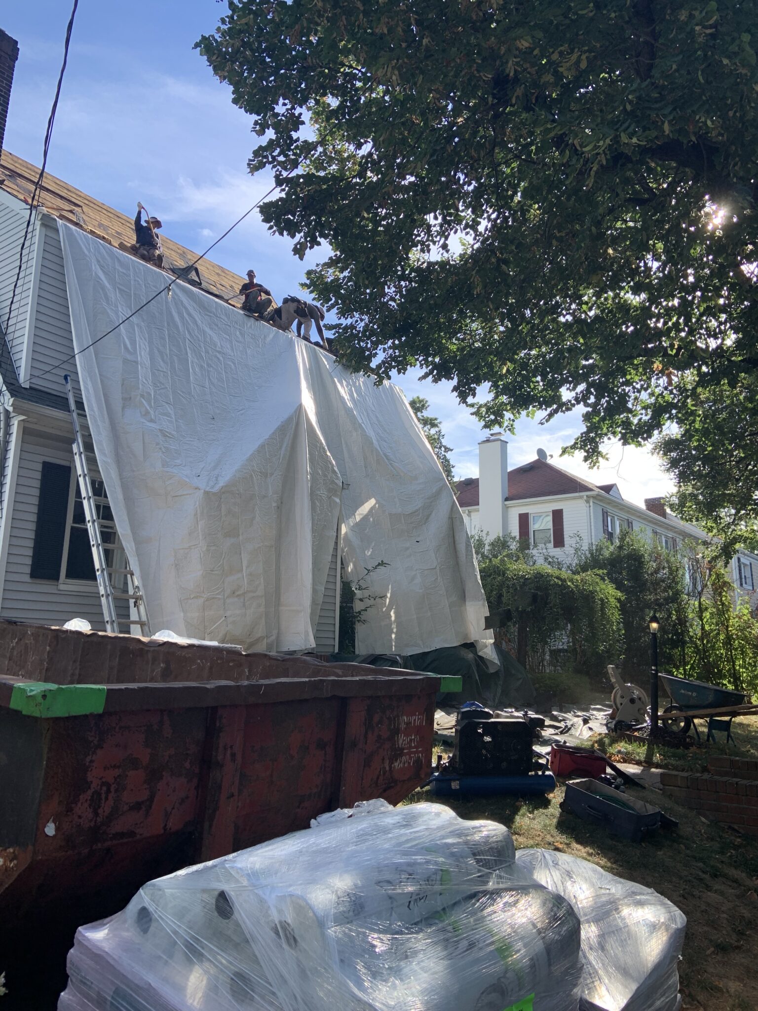 Roof Visual Siding-Gray - GenSunRoofing